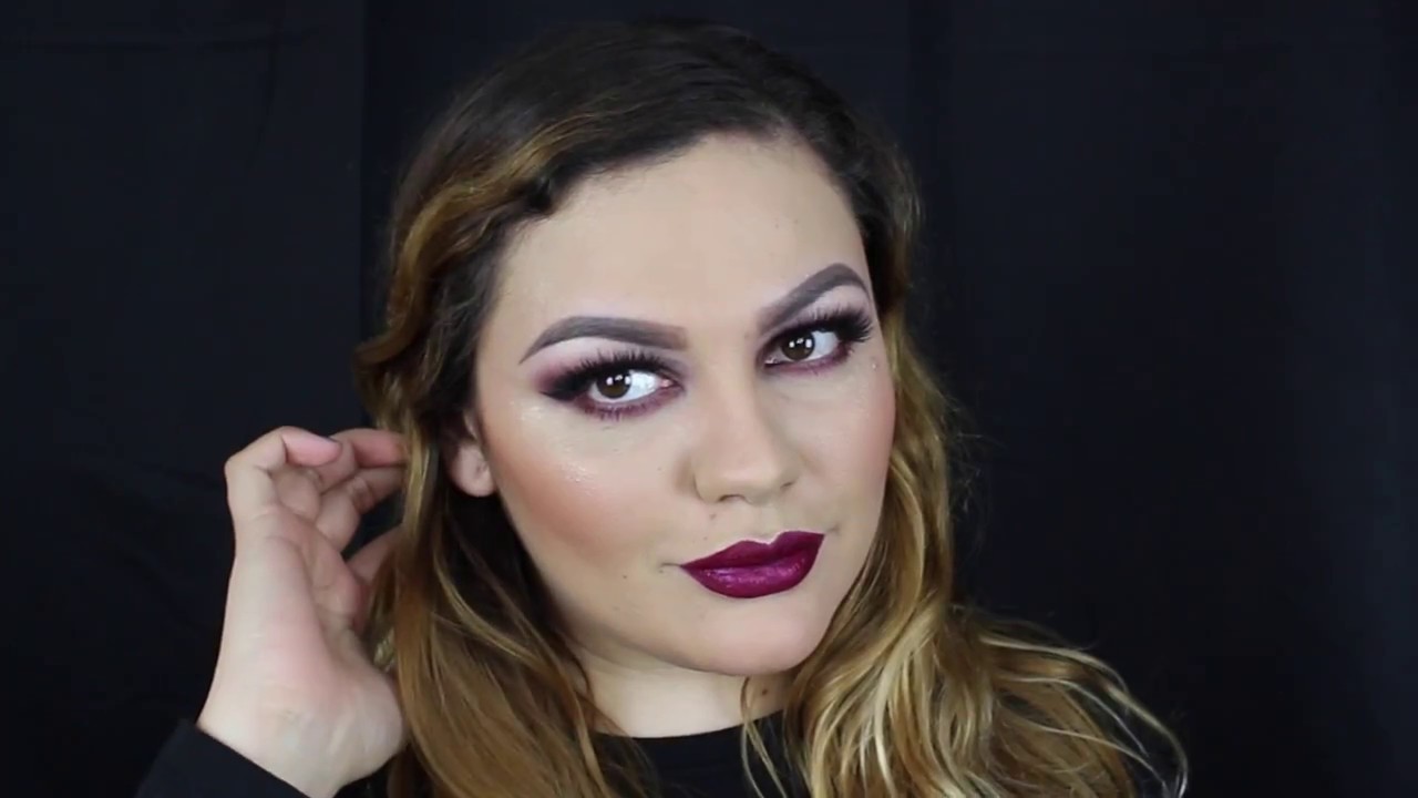 Vampy Makeup Look - YouTube
