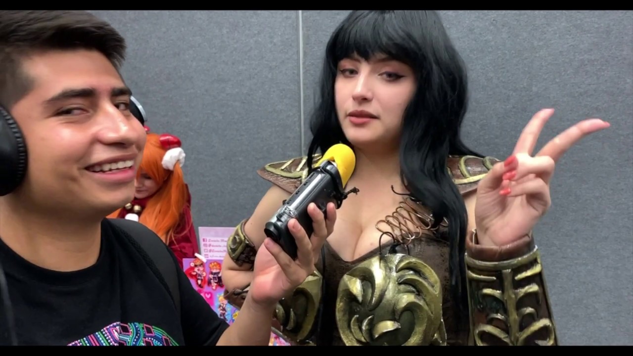 Entrevista a la Cosplayer Meka Neko Concomics GDL 2019 - YouTube