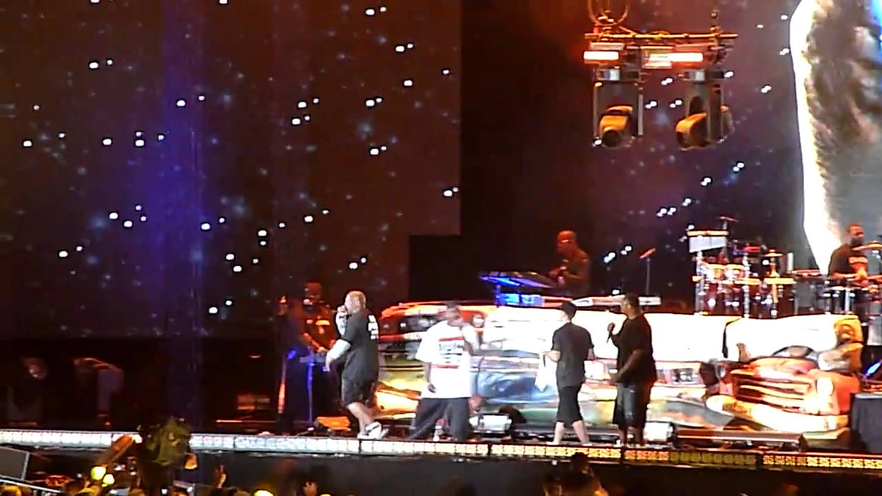 Eminem and D12 - My Band - Live at Yankee Stadium 9/13/10 - YouTube