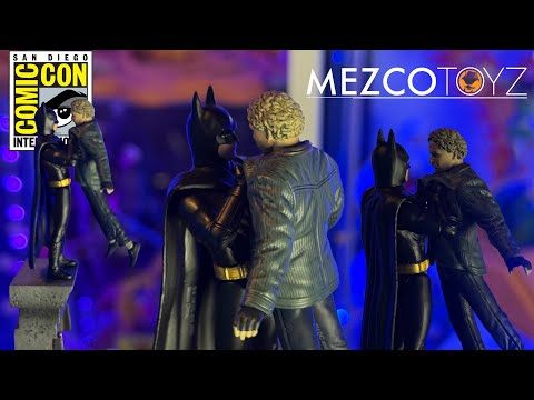 Mezco Toys SDCC exclusive 5 Points Batman 89 I'm Batman figure review