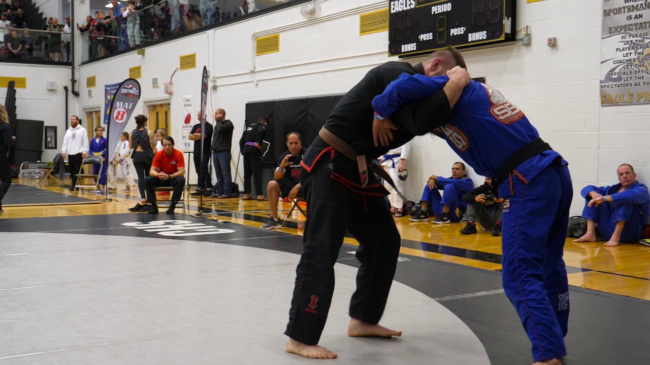 Colton Vaughn vs Scott Thometz - YouTube