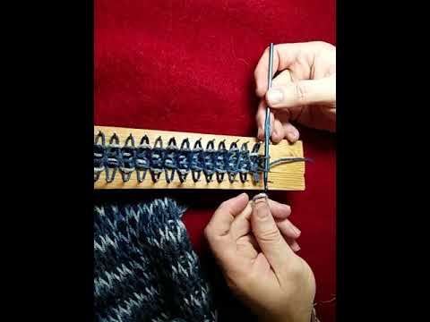 How to Remove the Scarf From the Loom Video - YouTube