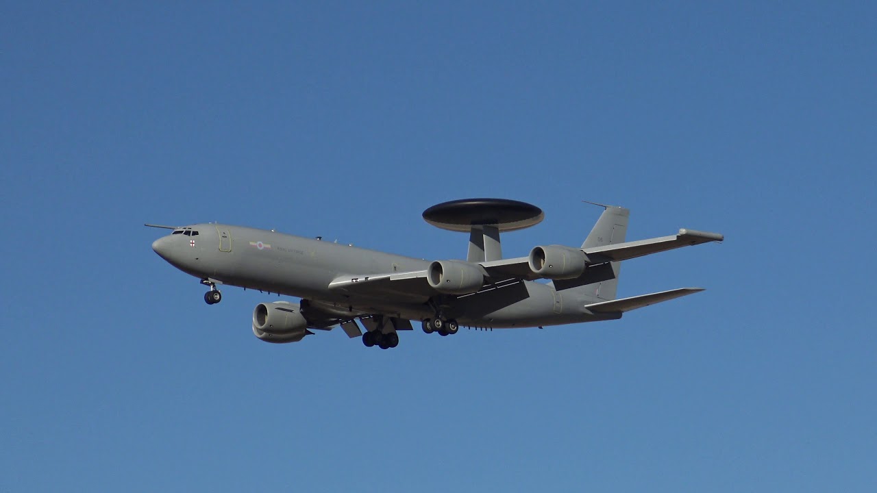 E3D SENTRY RAF - YouTube