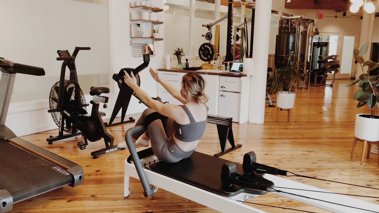 Reformer Roll Up - YouTube