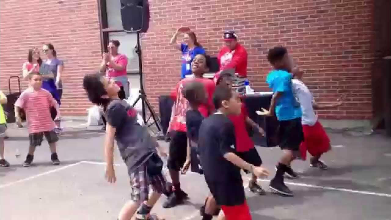 Harlem Shake ala Oak Creek elementary school - YouTube