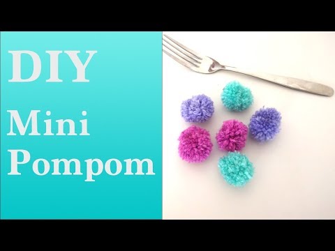 Mini Pompom selber machen mit einer Gabel