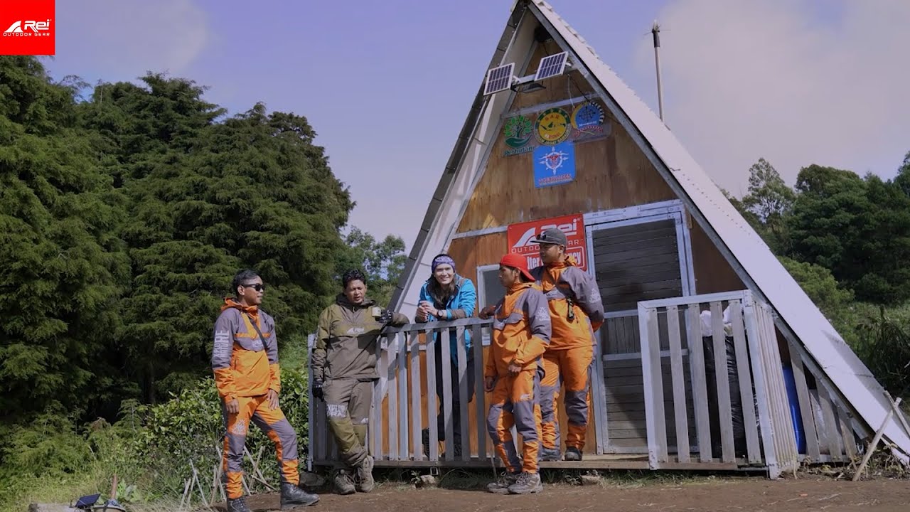 Simulasi Evakuasi di Shelter Emergency with Tyo Survival ft Medina ...