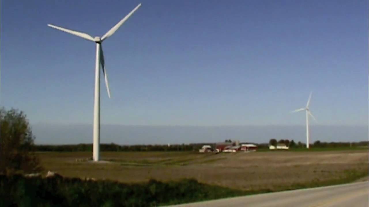Wind turbine shadow flicker on Wisconsin Farm - YouTube