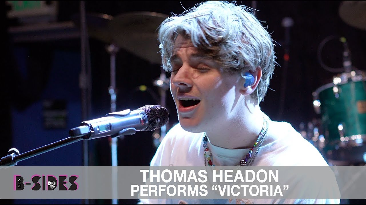 Thomas Headon Performs "Victoria" (Stripped) For B-Sides - YouTube