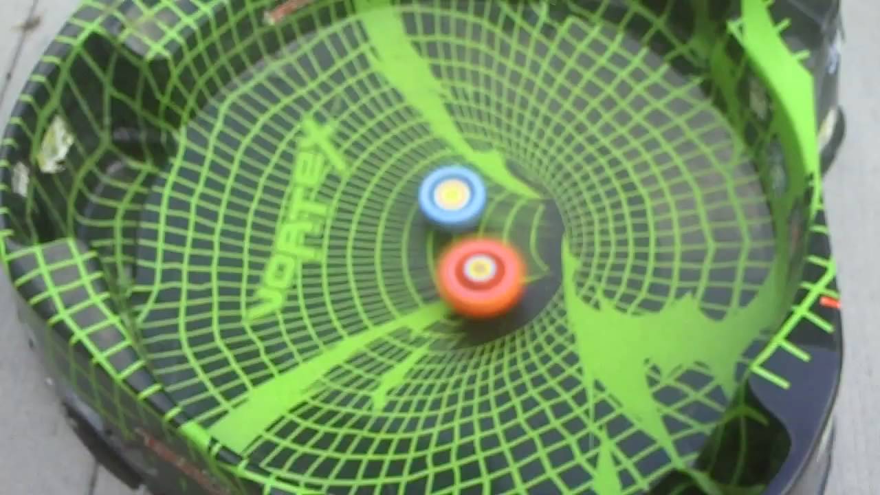 Beyblade: Trygle 2 vs Bound Defenser - YouTube