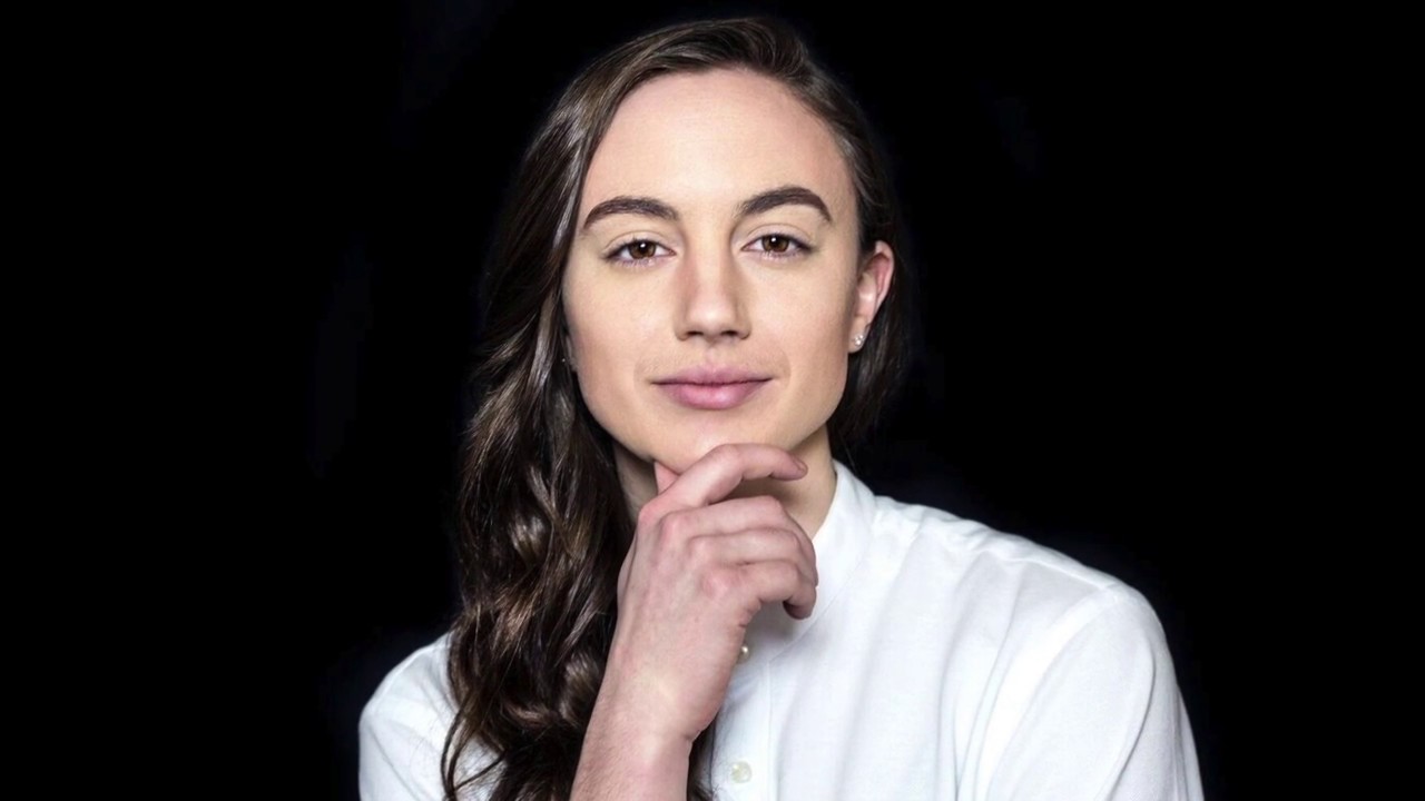 Sarah Stanger - Video Reel - YouTube