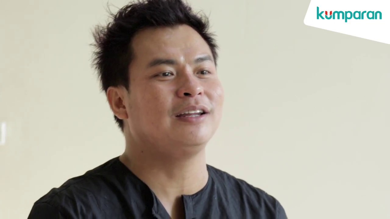 Interview Ryan Ogilvy - YouTube