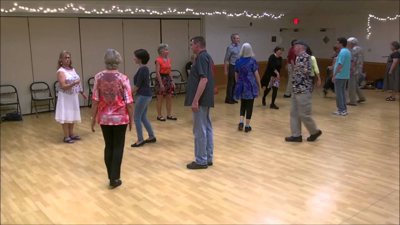Autumn Moon - English Country Dance - YouTube