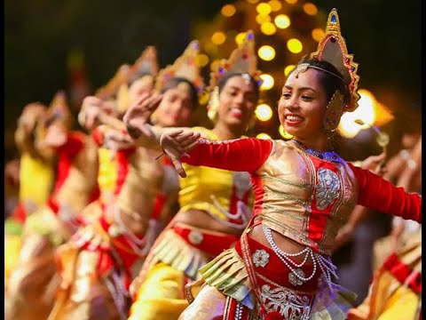 The beauty of the sri lankan traditional perahara #sribodhirukkaramaya ...