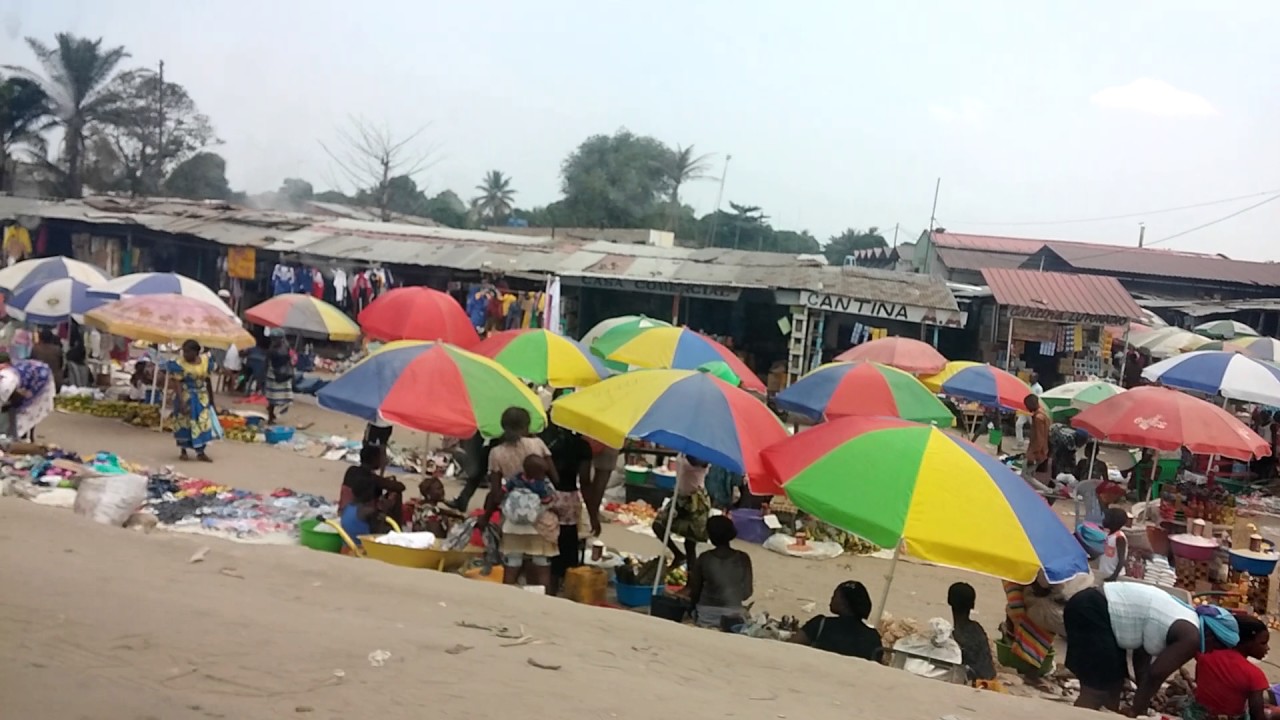 Drive through Soyo, Angola - YouTube