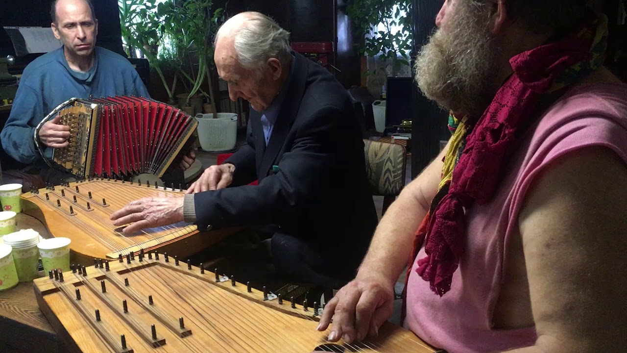 Kuulen sinu lainte laksu ....Alo Pihu ,Arno Kits ja Ilmar Hellamaa ...