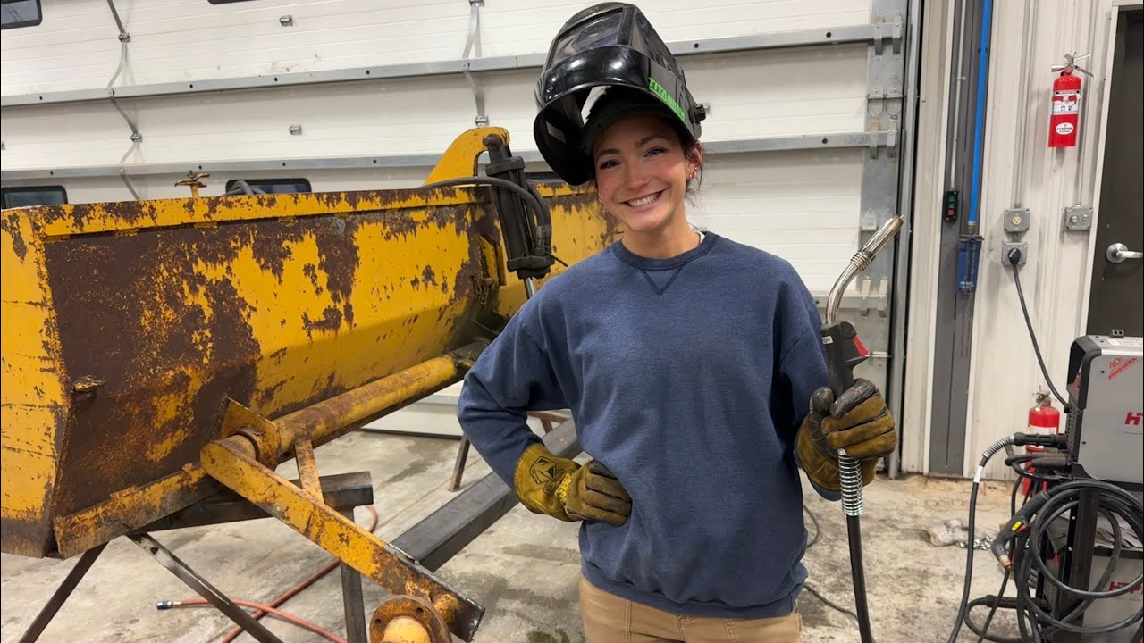 My First Time Welding - YouTube