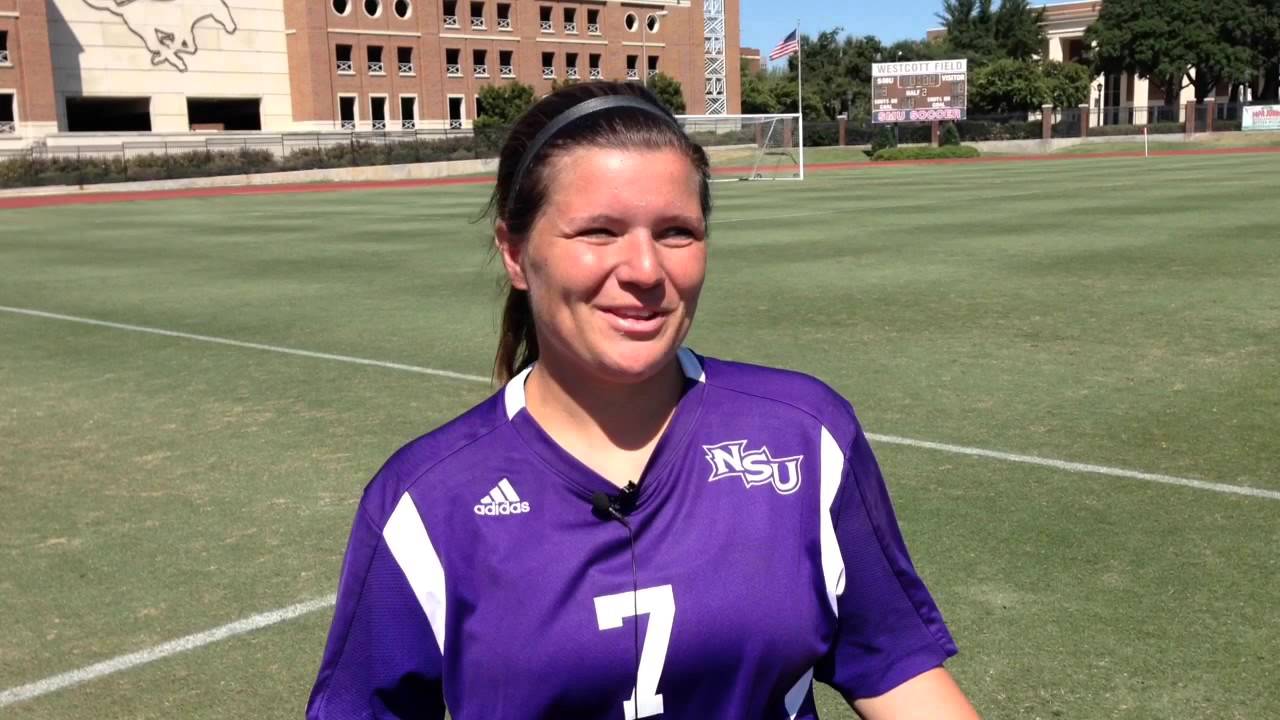 Cassandra Briscoe discusses Messi obsession - YouTube