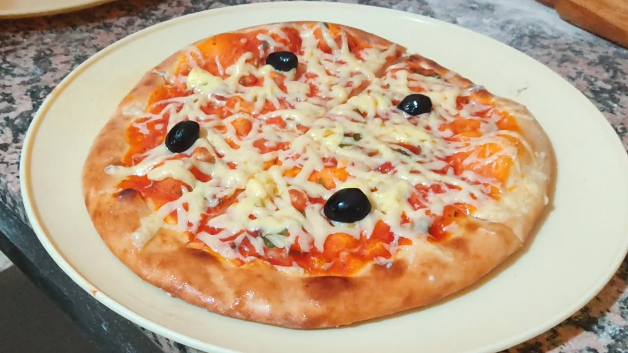 Yummy Pizza - Algerian Street Food - YouTube