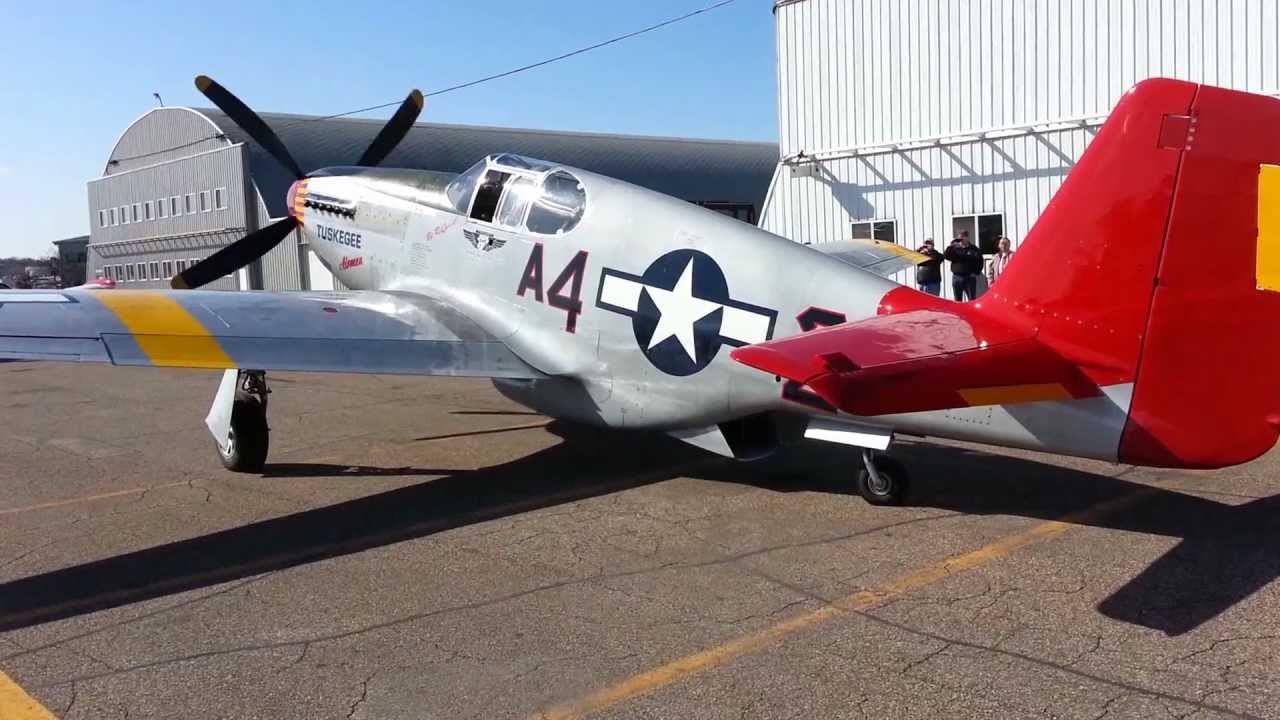 P-51 Mustang CAF - Minnesota Wing Mike Niccum & Doug Rozendaal P-51 Red ...