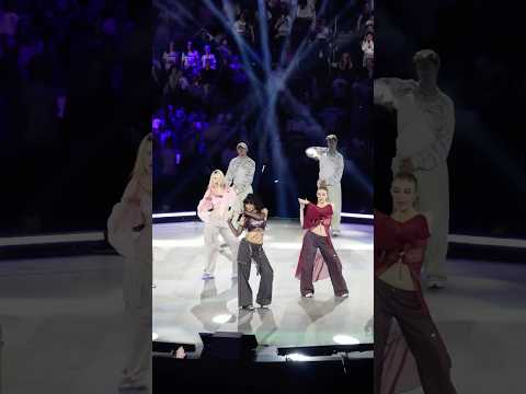 Sana alkış yok anca finger snap🤞🏼 #shorts #manifest #snap #konser #ülkerarena #liveperformance