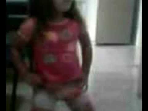 Duda Dançando Funk (:
