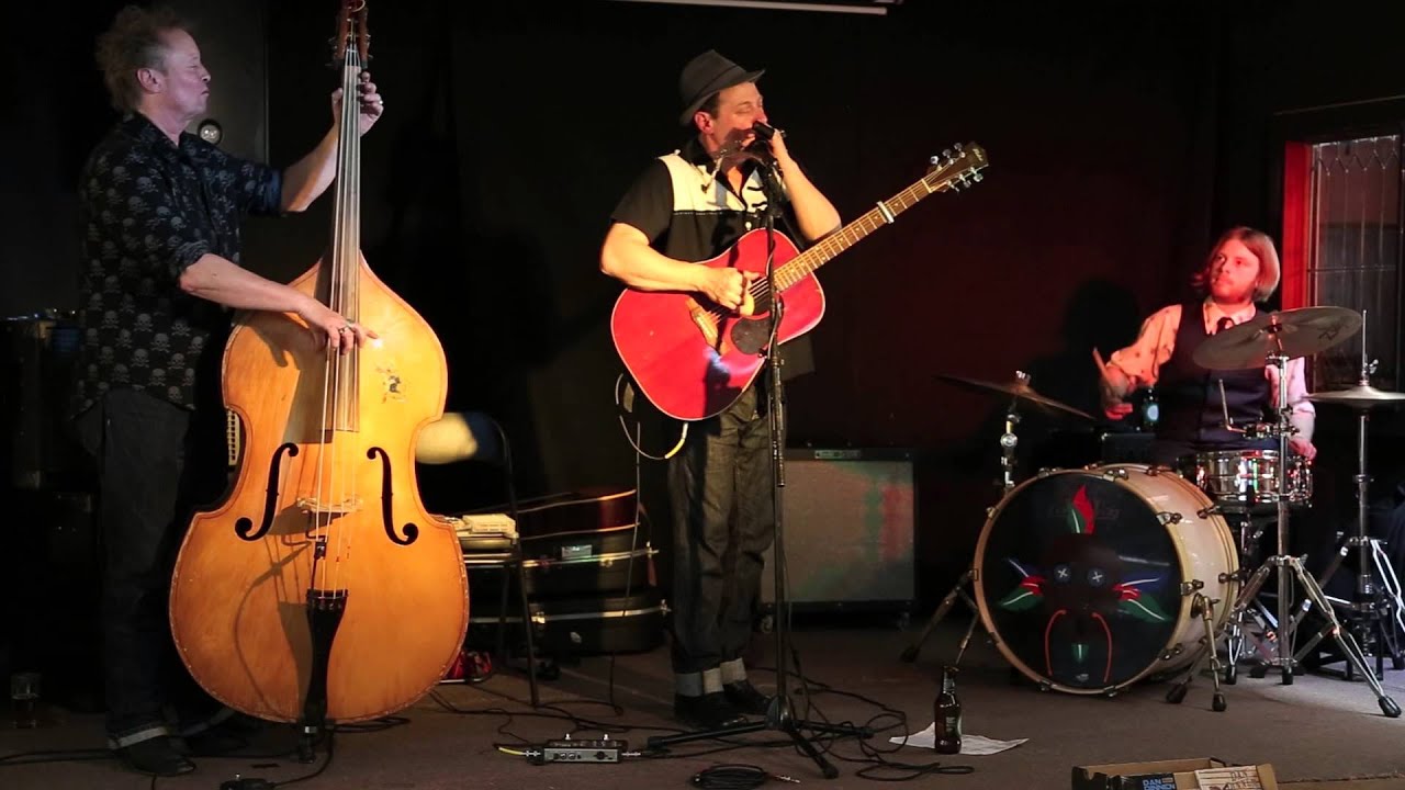 Dan Dinnen - Sail On, My Little Honey Bee - YouTube