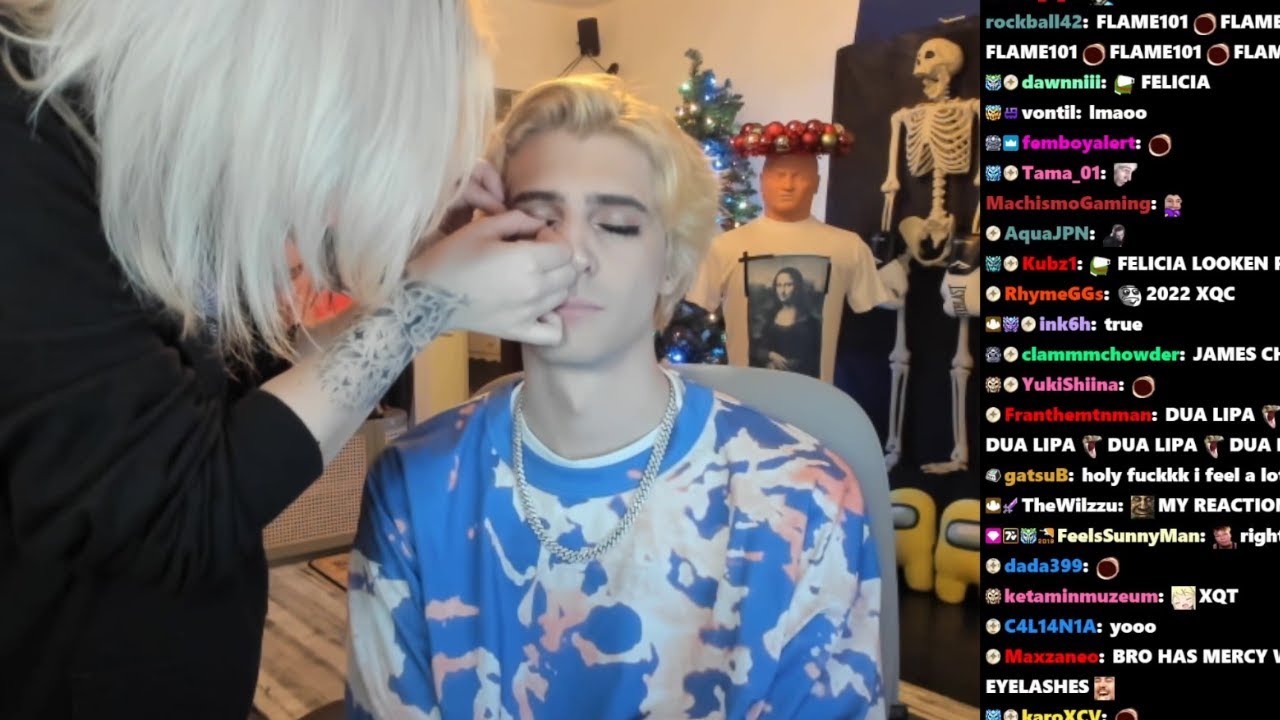 NYYXXII gets horny while doing xQc's makeup - YouTube