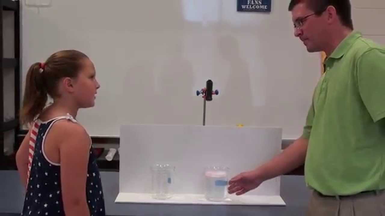 EpicScience - Disappearing Color Reaction - YouTube