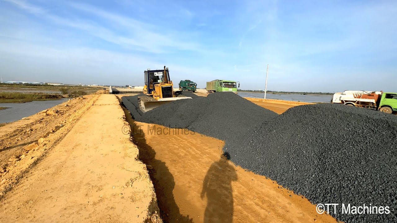 Excellent Work Best Techniques Processing Bulldozer Pushing Gravel ...