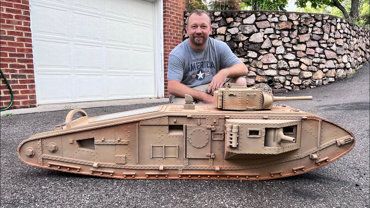 1:6 scale Indiana jones Last crusade tank build - YouTube