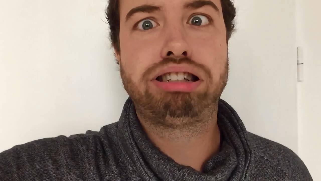 iPhone 6 : Slow Motion 240fps Lip flapping - YouTube