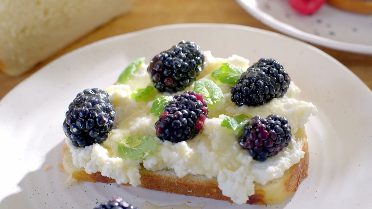 Cook Like An Italian - Silvia Colloca Makes a Soft Ricotta Loaf with ...