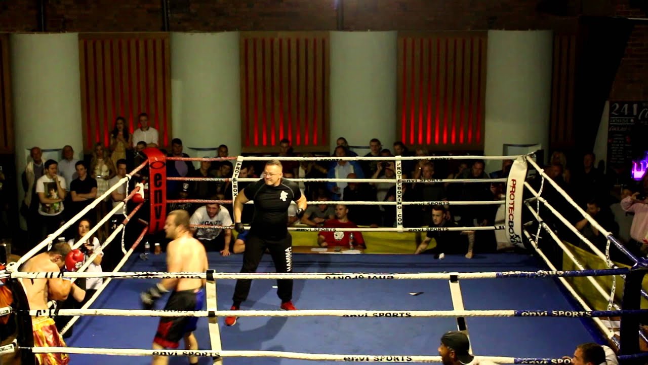 IBC Boxing - Title Fight - Liam O'Reilly vs John Spencer - YouTube