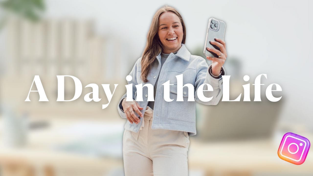 A Day in the Life of a Social Media Manager | What I ACTUALLY do - YouTube