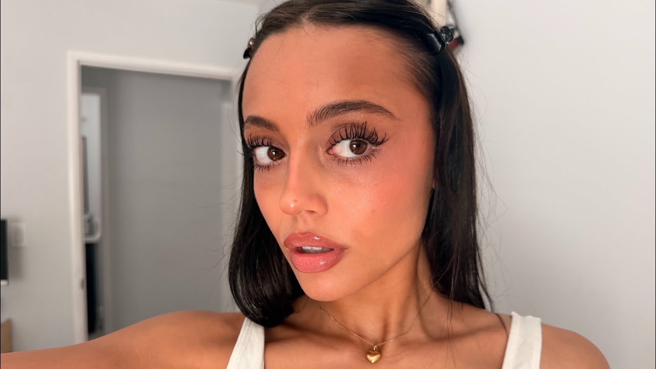 My Glowy Makeup Routine - YouTube
