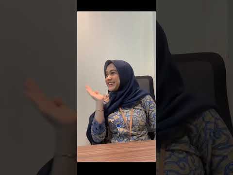 Hijab pulen live sambil kerja