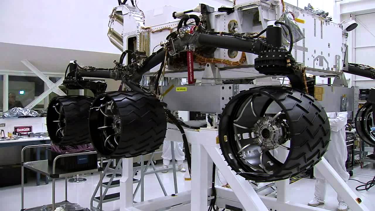 Curiosity Spins Its Wheels - YouTube