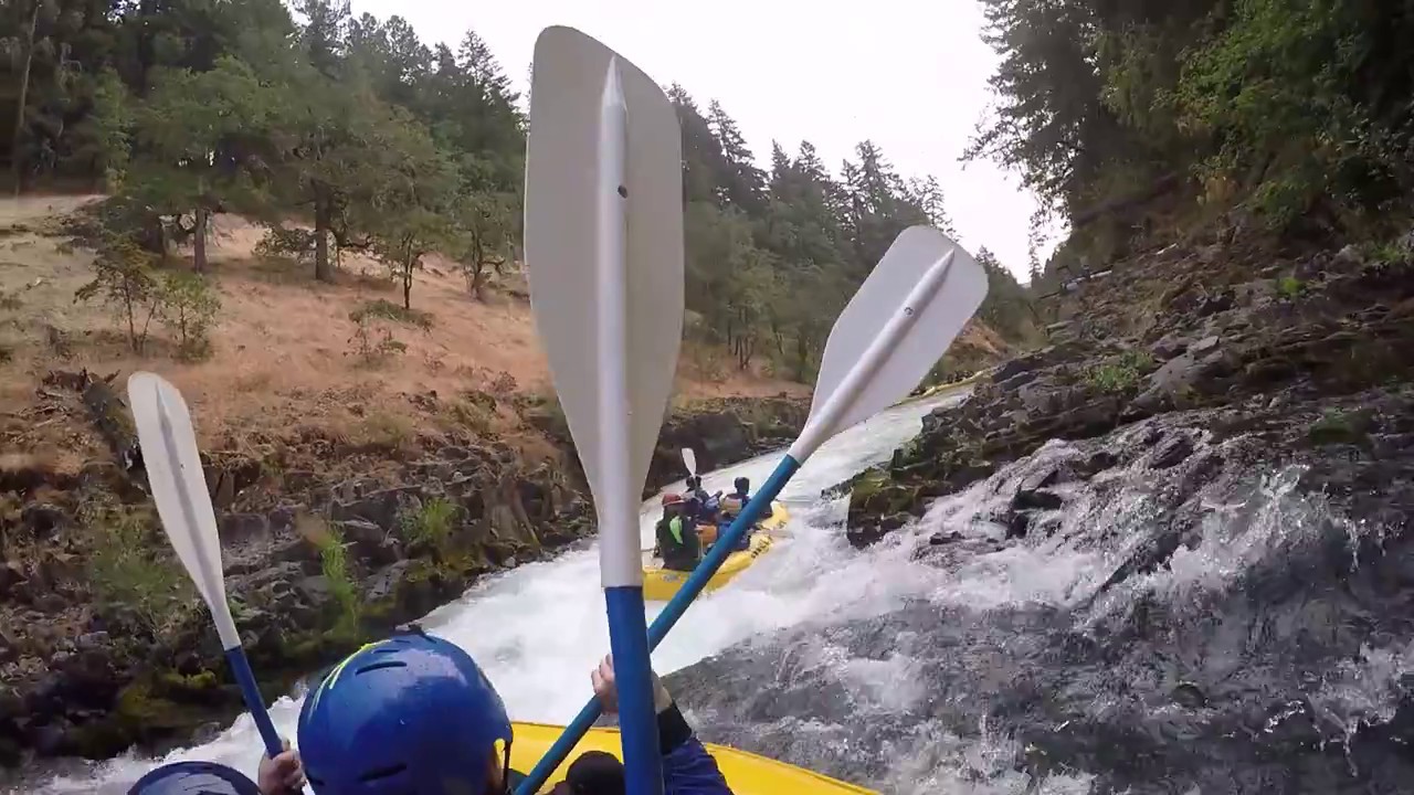 White Salmon River - The Granny Snatcher Rapid - YouTube