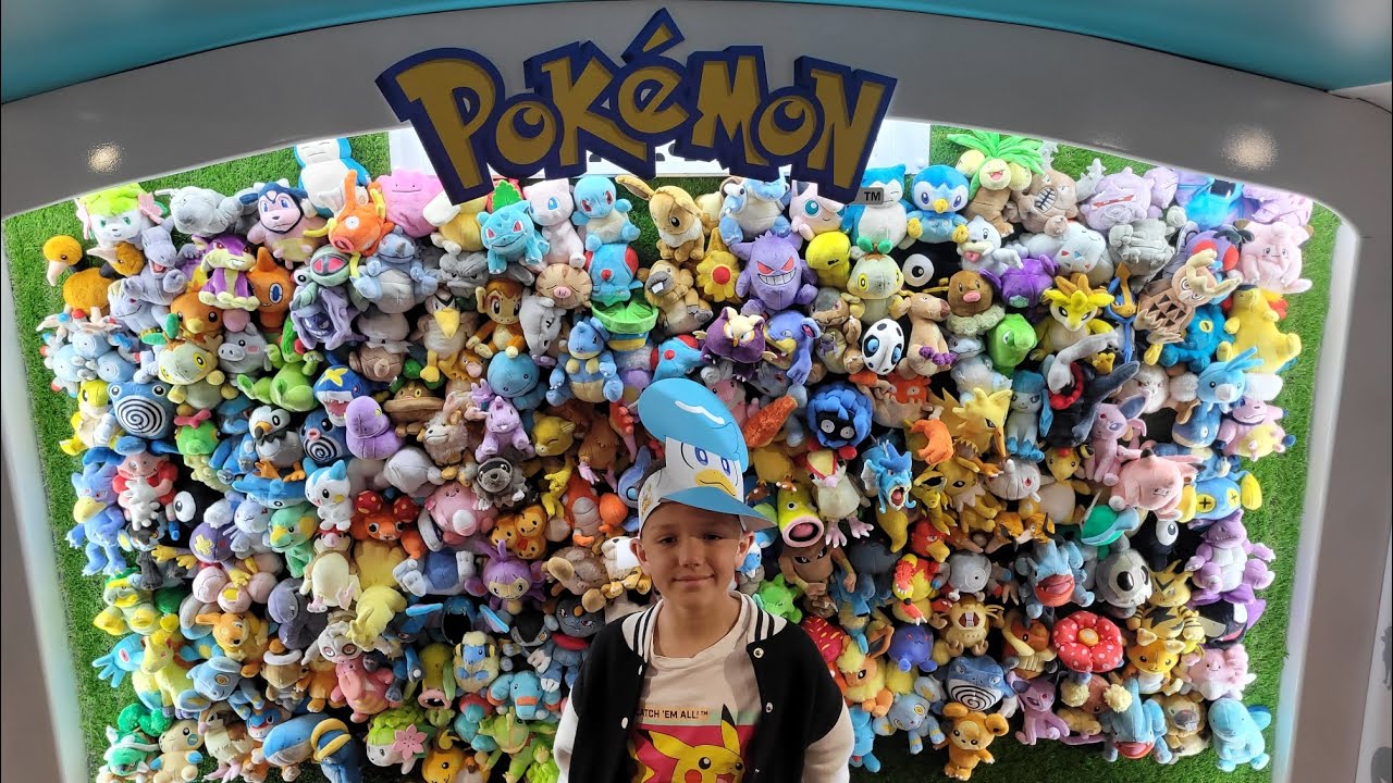 Visiting the Pokemon Bus at Smyths Norwich - YouTube