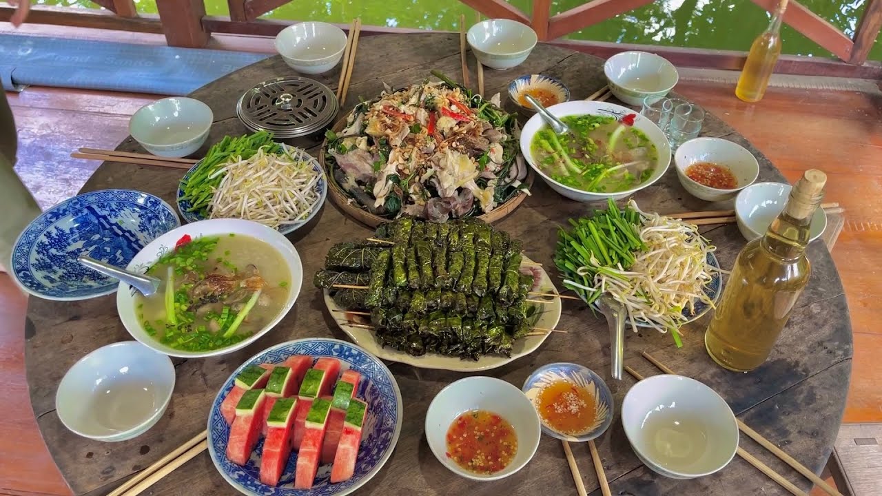 "LAI RAI" quên đường về Rắn Nướng Lá Cách, Gỏi Gà Rau Lang dân dã chốn ...