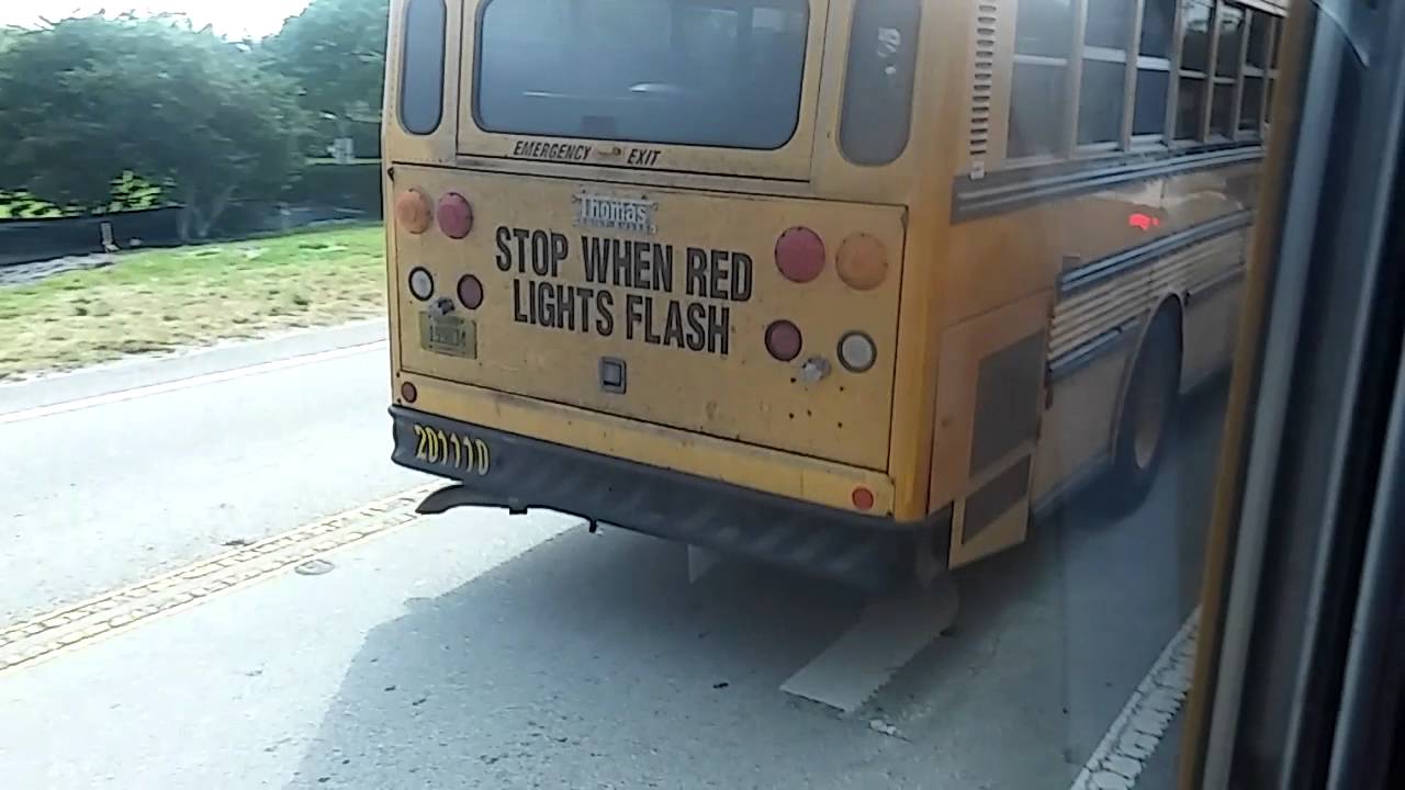 2001 thomas hdx - YouTube