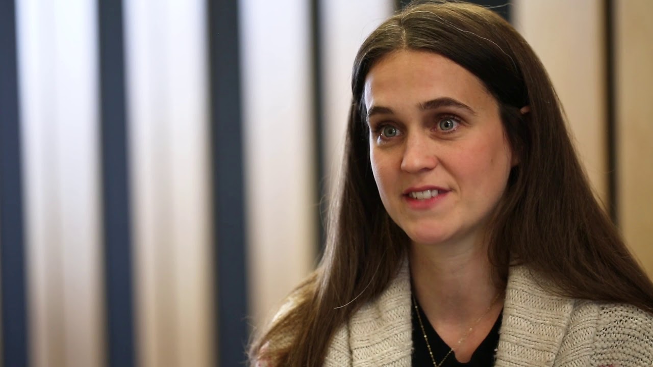 Des moments de qualité pour Laurence - YouTube