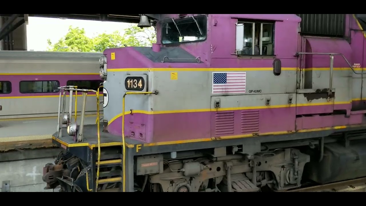 MBTX GMD GP40MC #1134 departs North Station - YouTube