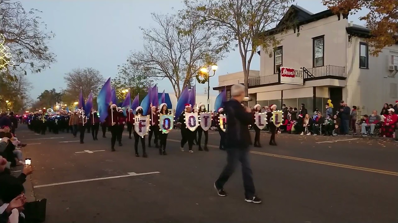 12/04/21 Hometown Parade (PC) - YouTube