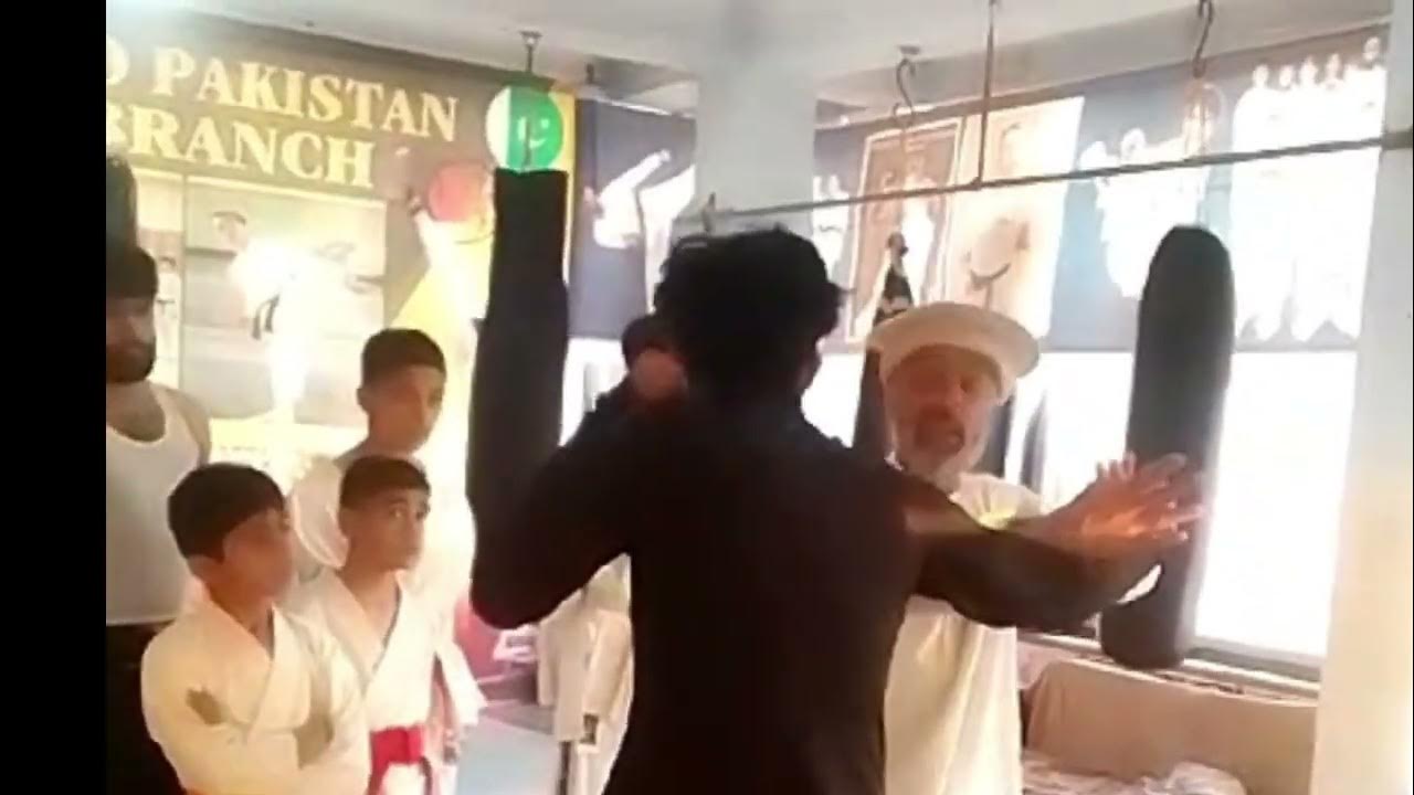 Martial Art Raining Kung Fu Technique Hand Broken Technique Youtube