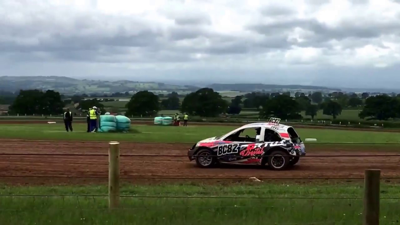 Autograss Class 5 2017 - YouTube