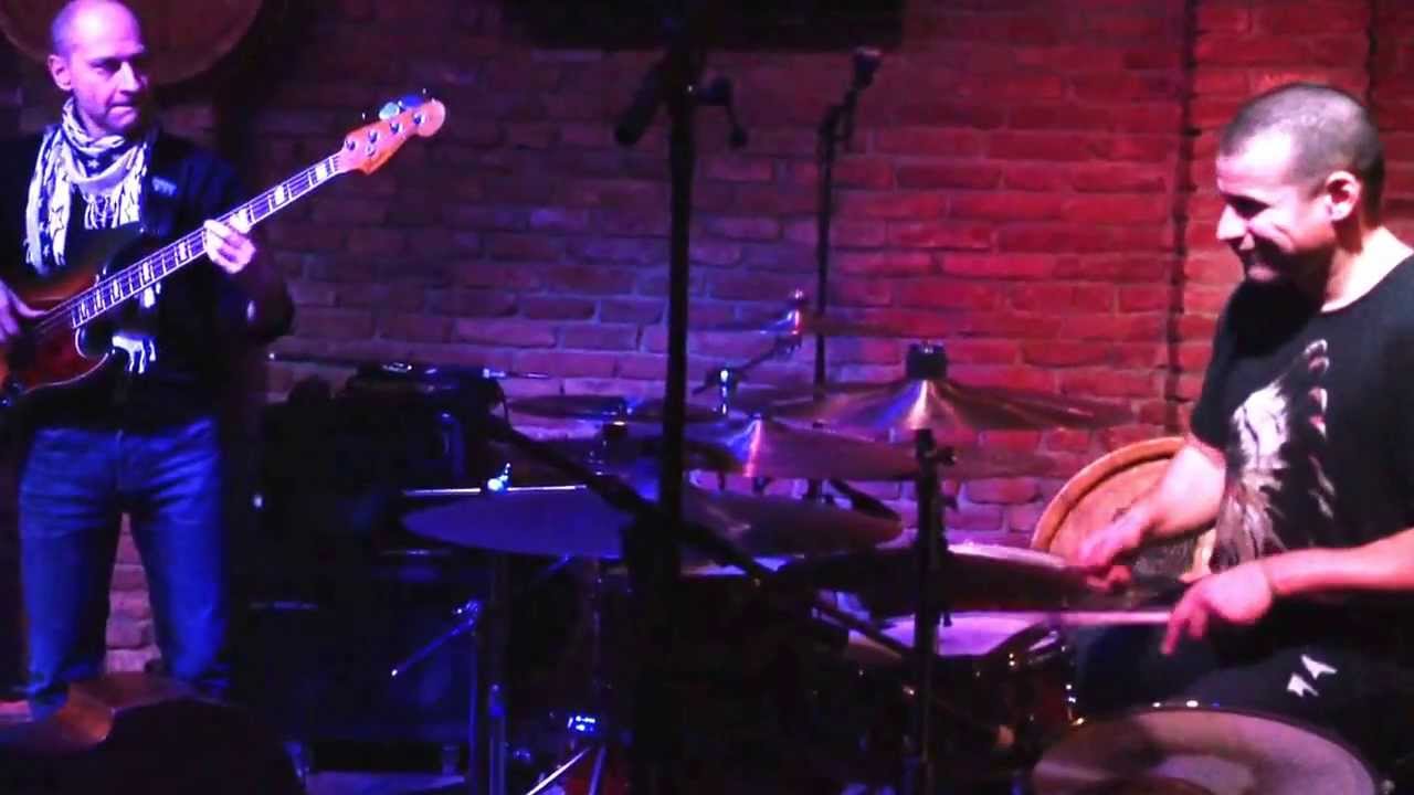 MARTIN VALIHORA TRIO tour 2013 - PIANO CLUB Prievidza - YouTube