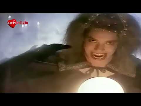 MELİS SÖKMEN (Burçlar - Official Video)