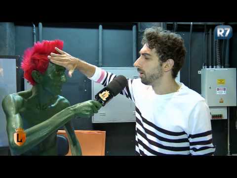 Ah! Hulk Magrelo vira repórter do Legendários na Web